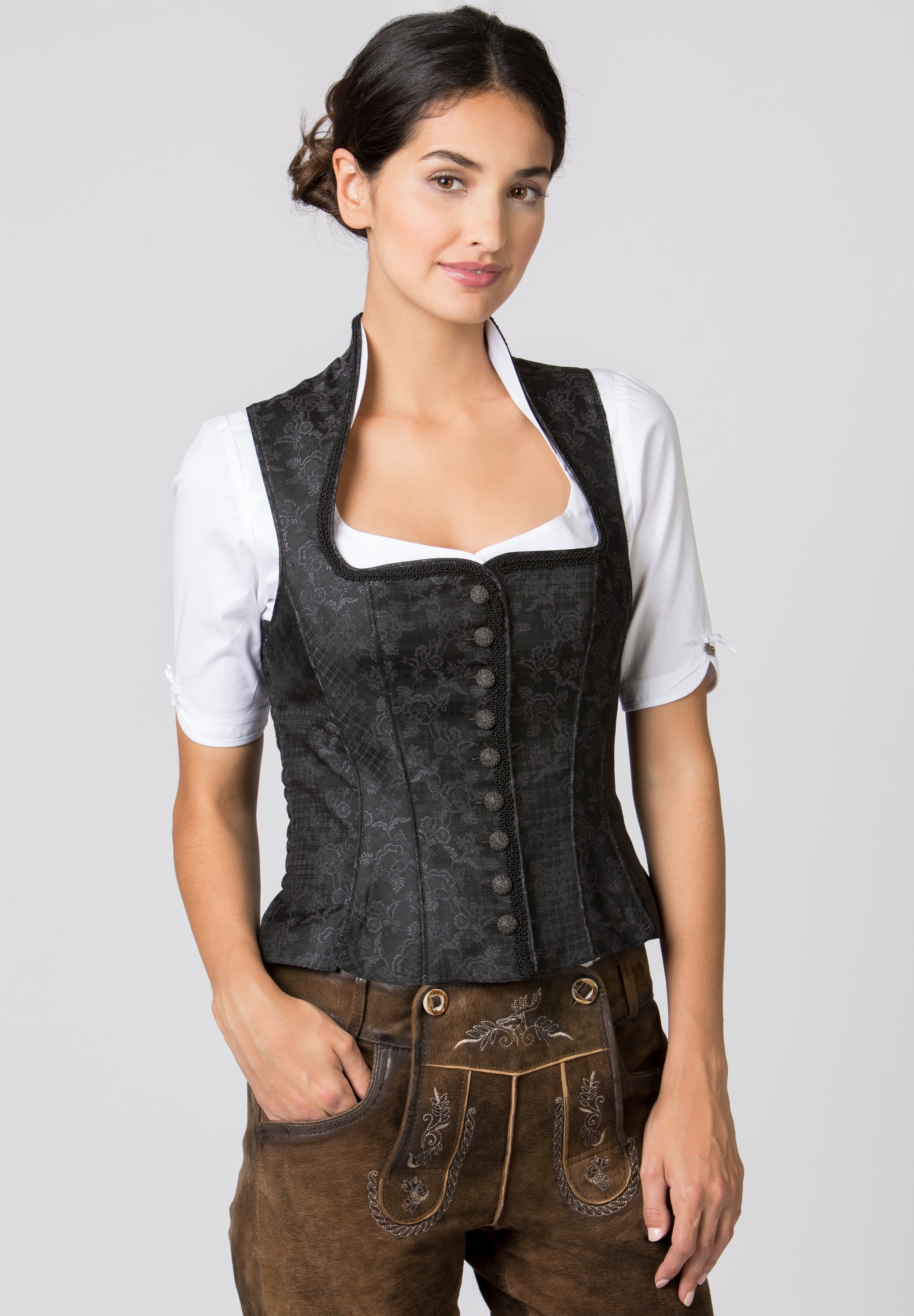 Edelwuid Mieder Arina | Stockerpoint